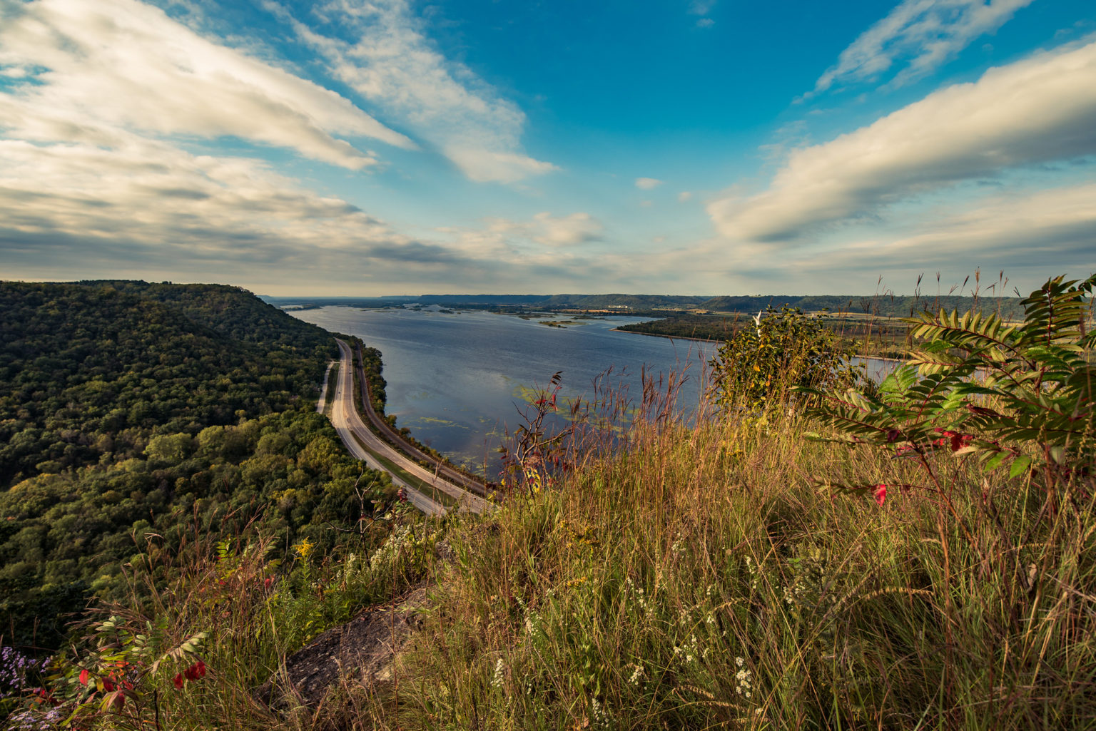 The Best Hiking Trails Near Portland, Oregon - Voyager Campervans